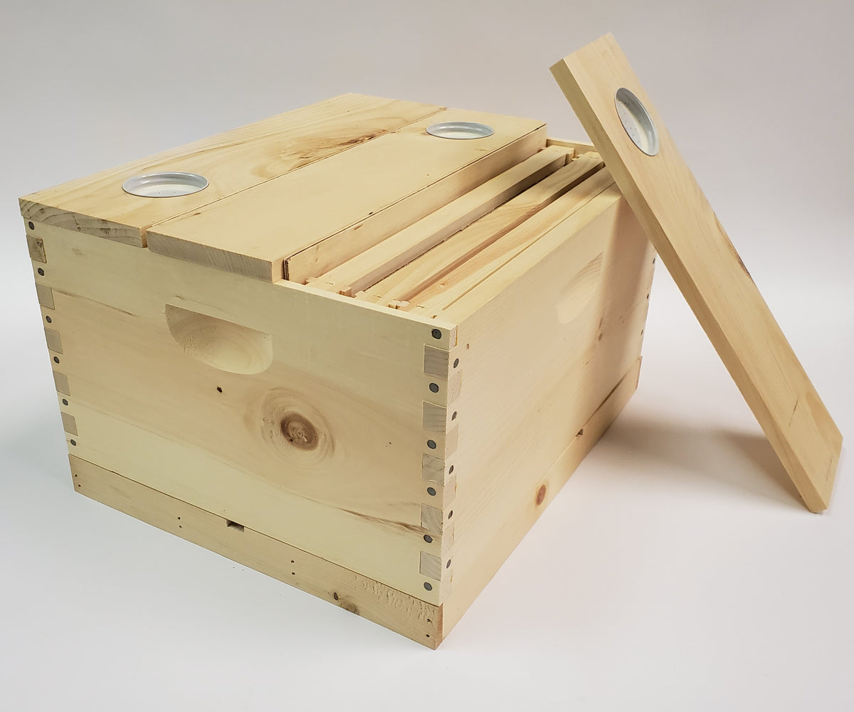 Queen Castle Unassembled - #Q113 – Miller Bee Supply